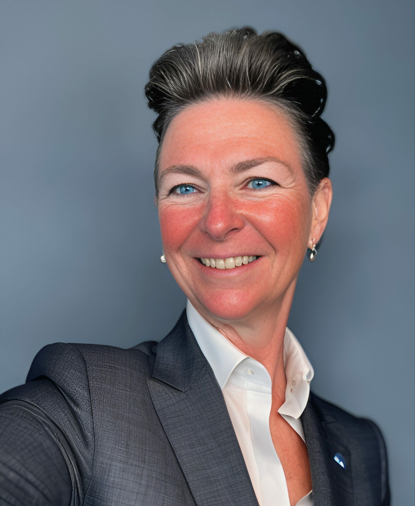 Shannon Holcomb - Bios